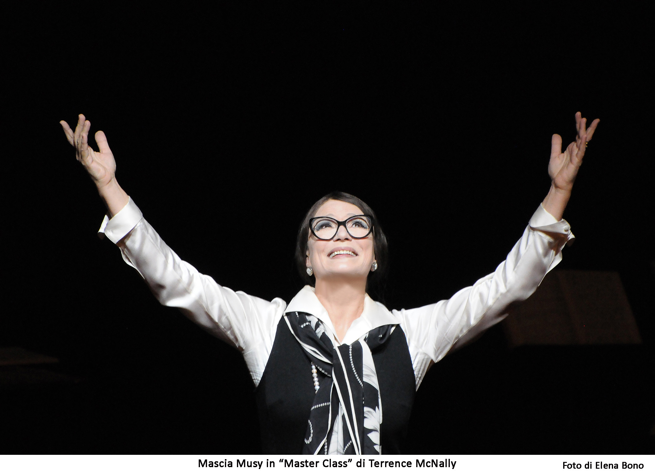 MASCIA MUSY DÀ VOCE ALLA DIVINA MARIA CALLAS NEL TESTO DI TERRENCE ...