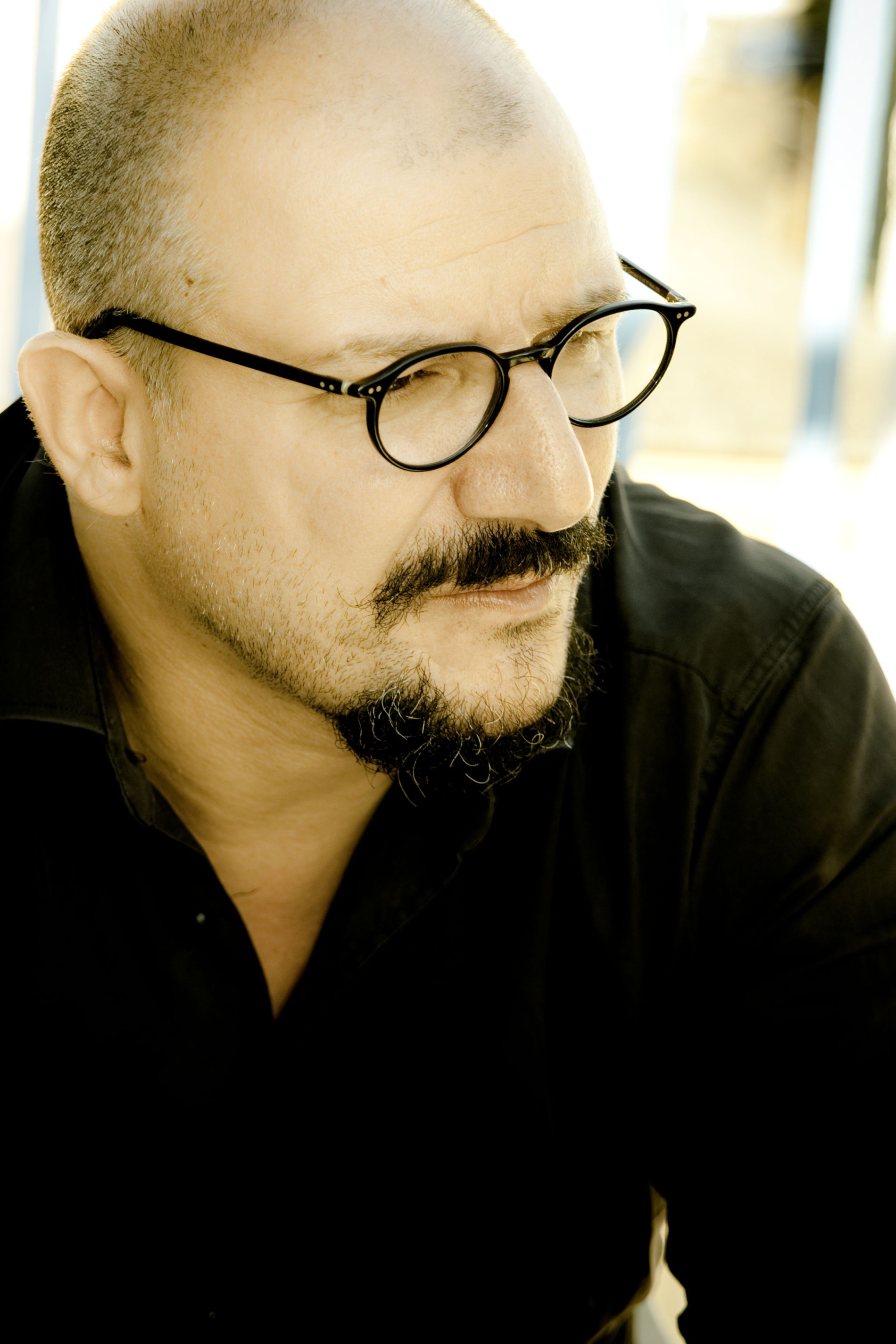 ANTONIO LATELLA DIRIGE “L’ISOLA DEI PAPPAGALLI CON BONAVENTURA ...